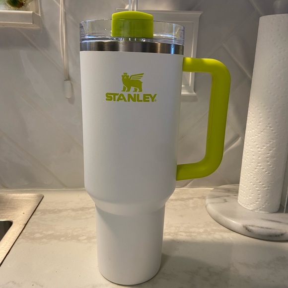 Stanley | Kitchen | New Without Tags Never Used White And Green Stanley ...